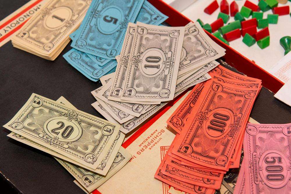 What Weekend Hobbies Teach People About Money Without Them Noticing ...